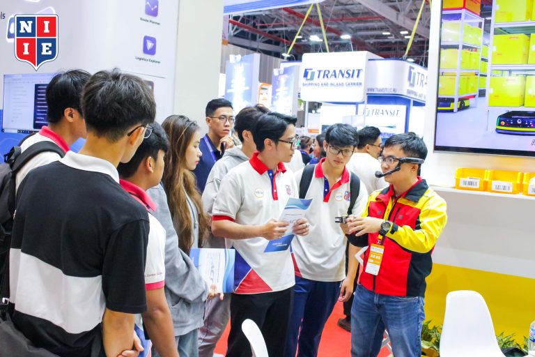 NIIE Students Participate in Industrial-Practical Experience at Vietnam ...